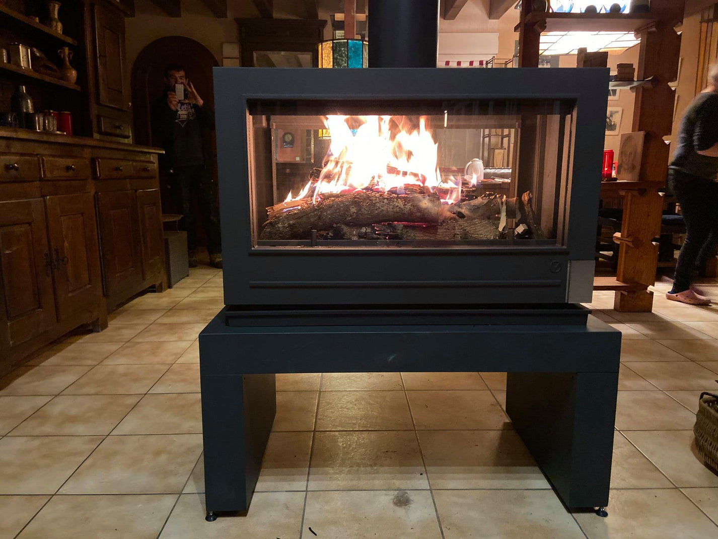 Invicta Aaron 2-Sided Glass 36" Cast Iron Wood Burning Stove – Smokey ...